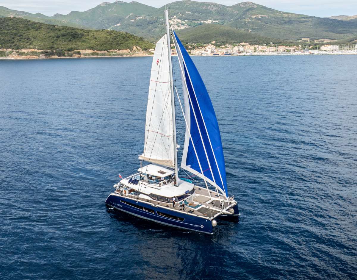 The Blue Dream - Infinity Yacht Charters