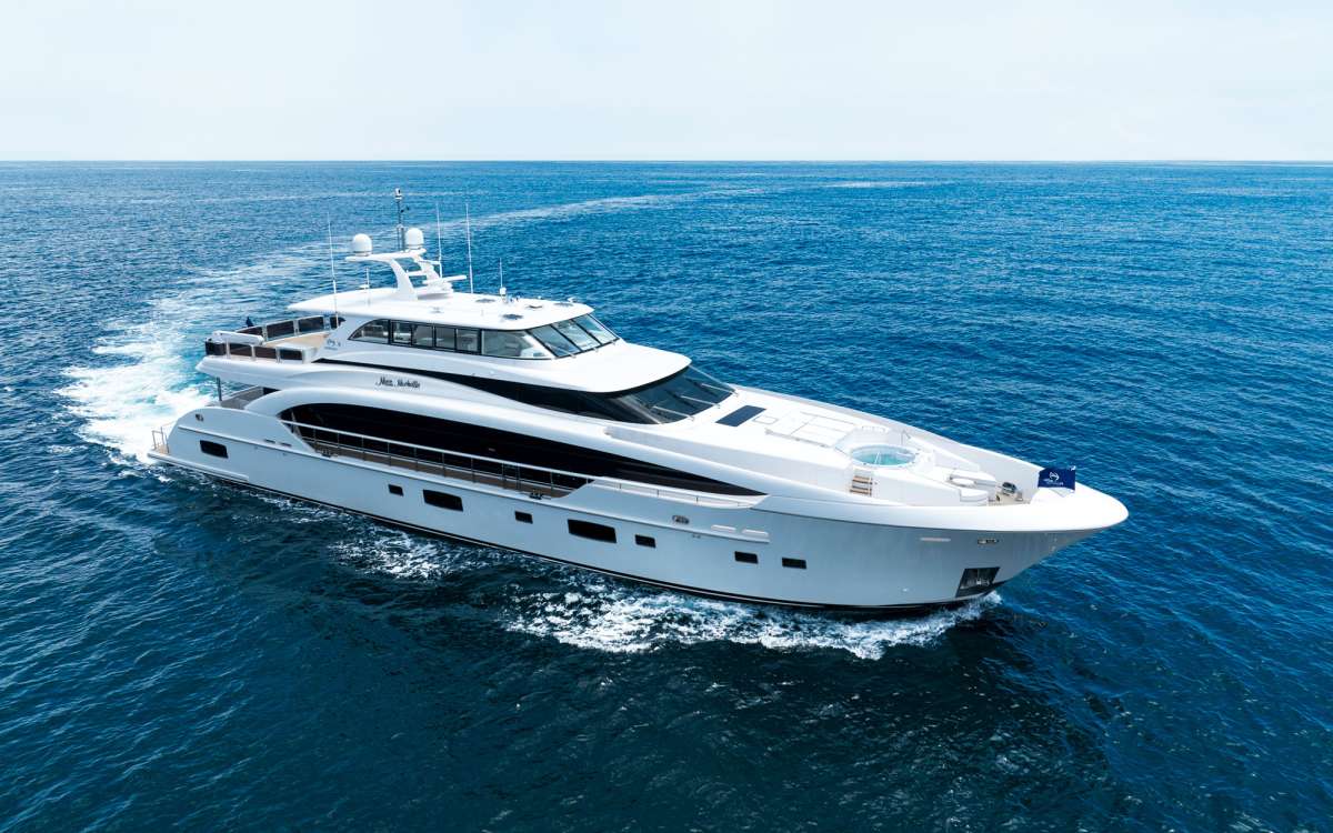 Miss Michelle - Infinity Yacht Charters